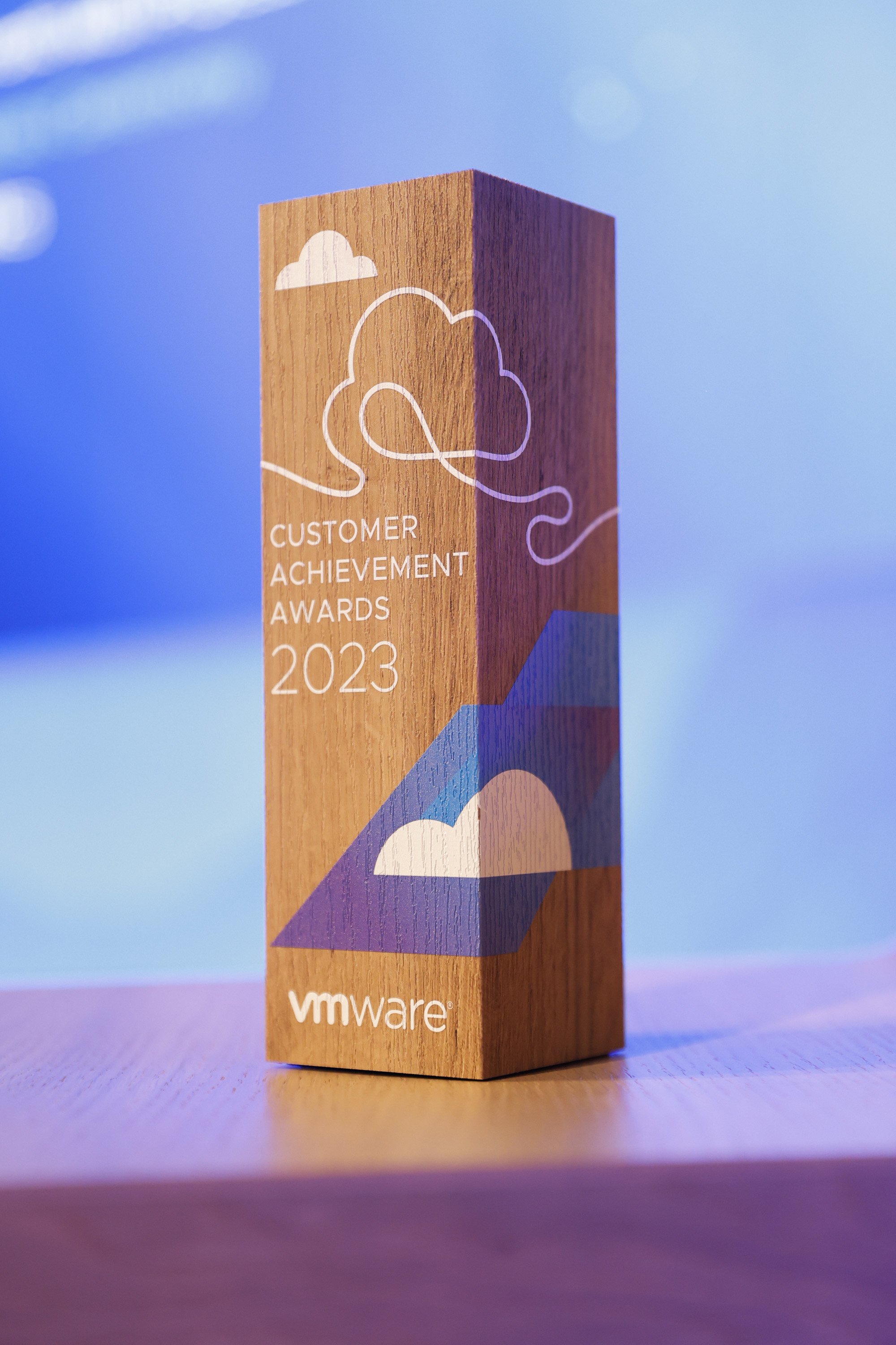 Vinto il premio "Customer Experiences Hero" negli EMEA VMware Customer ...